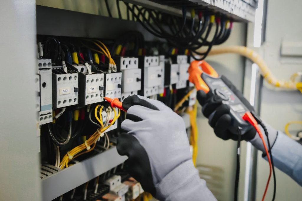 Electrician Malaysia - Professional Electrical Services & Best Price