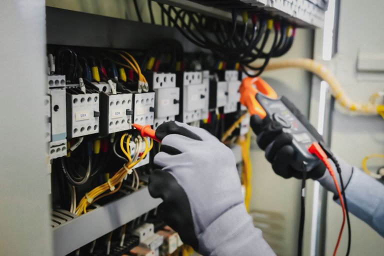 Electrician Malaysia - Professional Electrical Services & Best Price